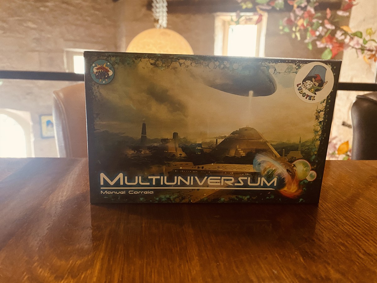 Multiuniversum