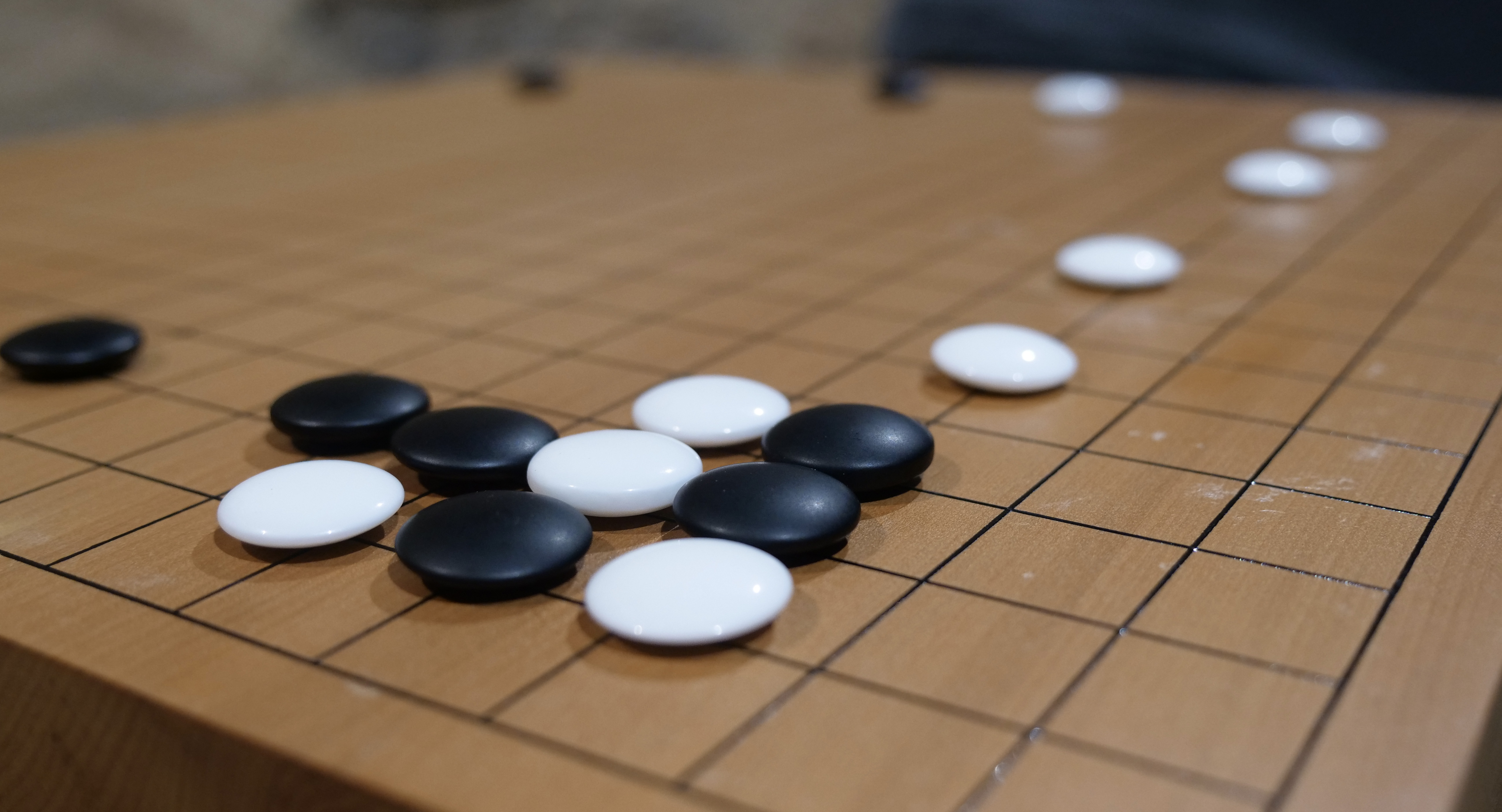 Découvrez et perfectionnez vous au jeu de go